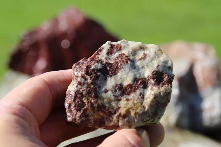 Noruega descobre maior jazigo de terras raras da Europa - Mundo & História